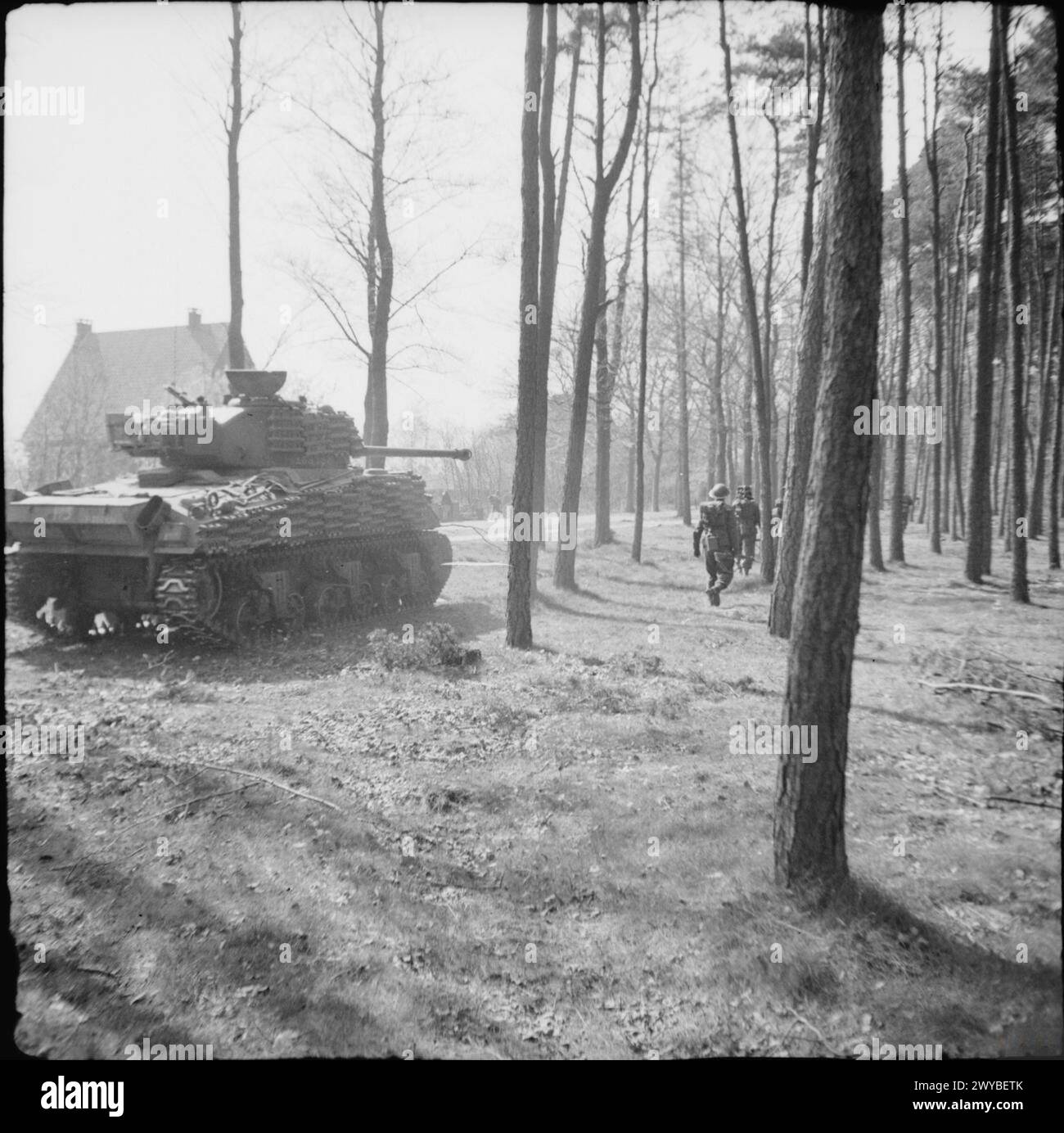 THE BRITISH ARMY IN NORTH-WEST EUROPE 1944-45 - A Sherman Firefly of ...