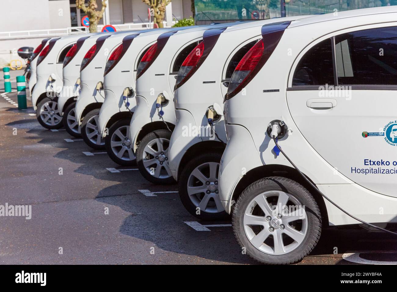 Electric cars, home hospitalization, Hospital Donostia, San Sebastian ...