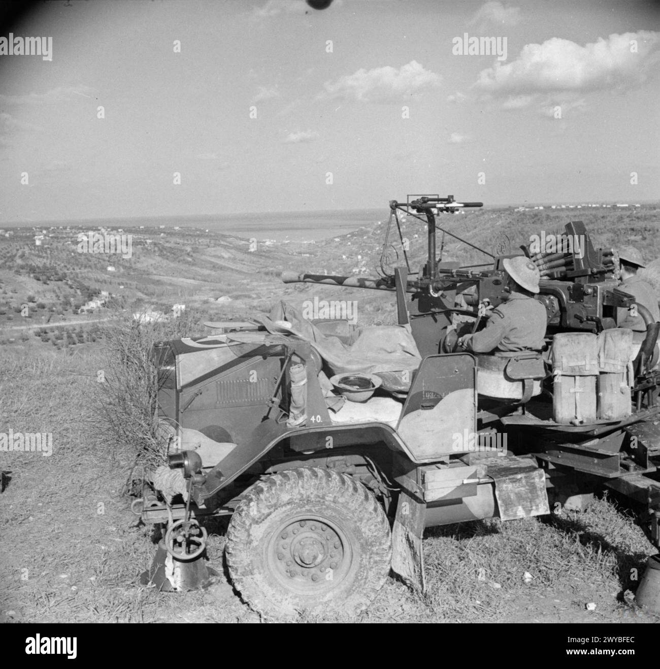 Lorry mounted hi-res stock photography and images - Alamy