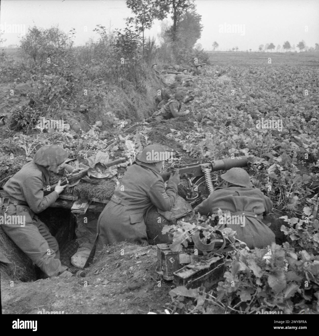 THE BRITISH ARMY IN NORTH-WEST EUROPE 1944-1945 - Original wartime ...