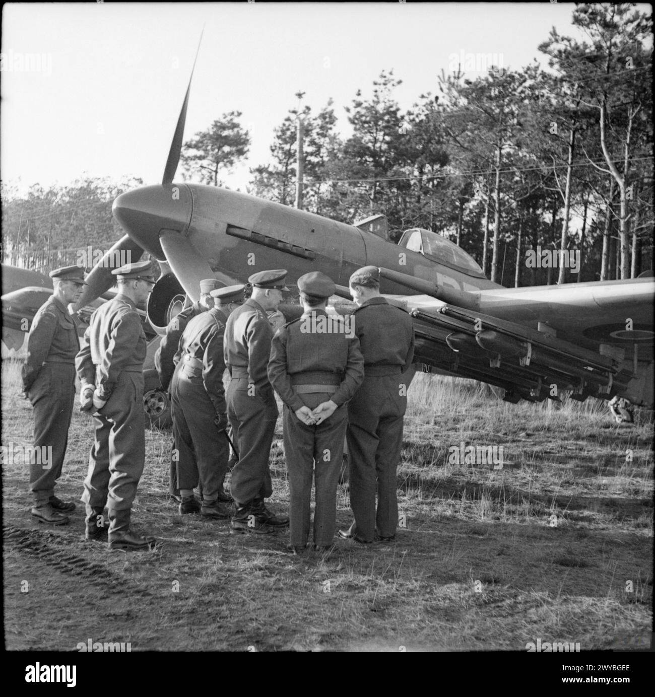 ROYAL AIR FORCE: 2ND TACTICAL AIR FORCE, 1943-1945. - The Supreme ...