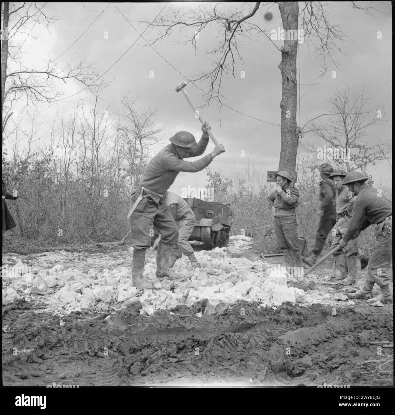 Royal Engineers of the British Army construct a road in the Anzio ...