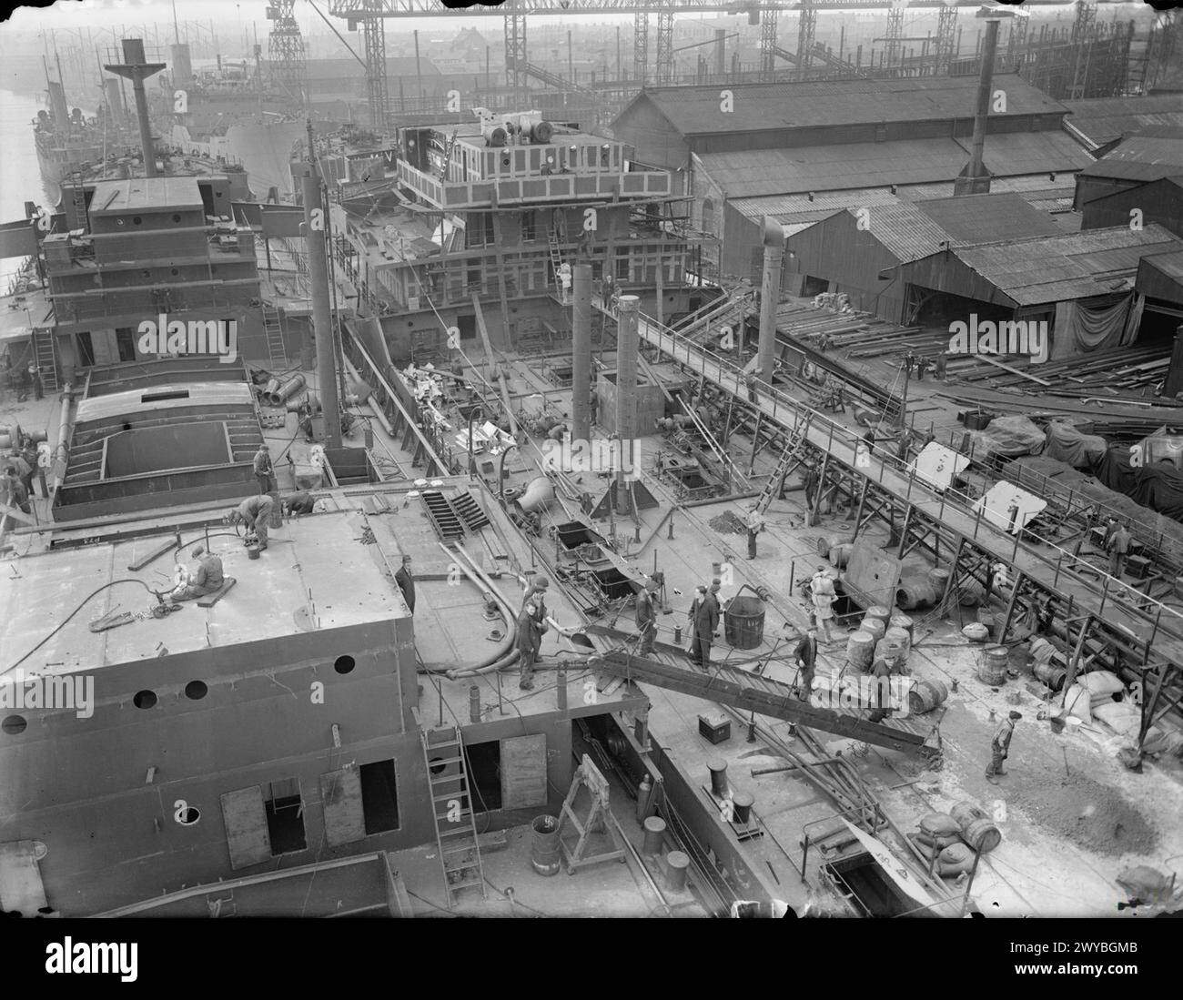 1941 ship building hi-res stock photography and images - Alamy