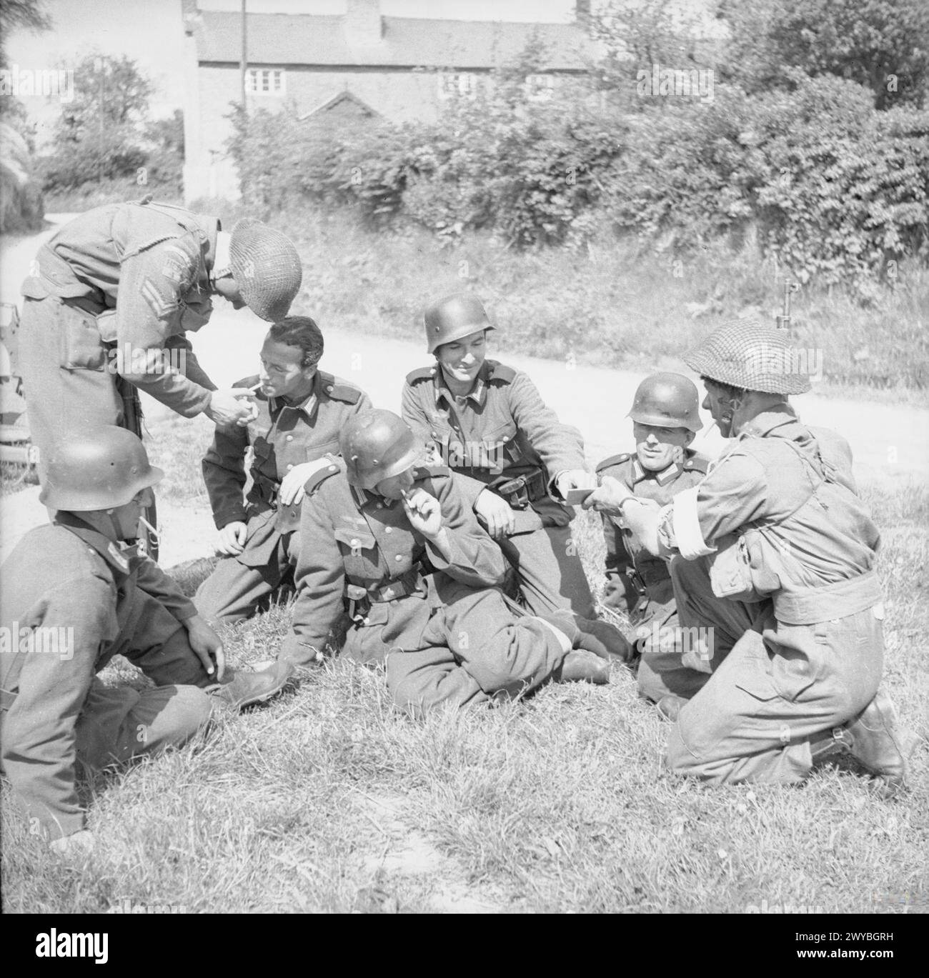 THE HOME GUARD 1939-1945 - The Home Guard: A break from instructions ...