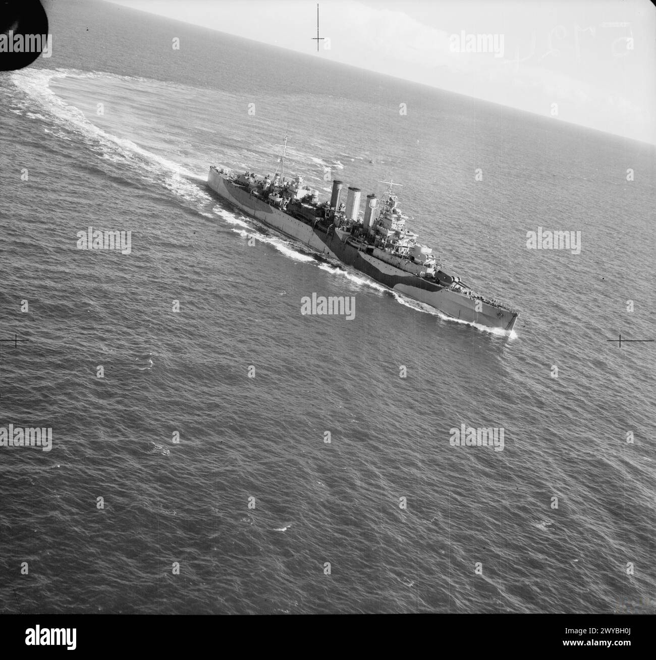 Hms devonshire hi-res stock photography and images - Alamy