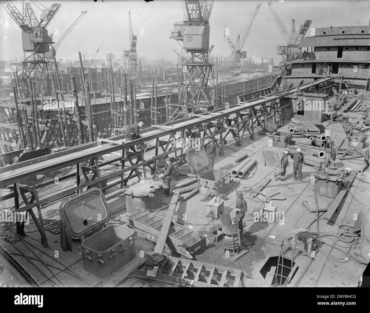 Constructing war vessels hi-res stock photography and images - Alamy