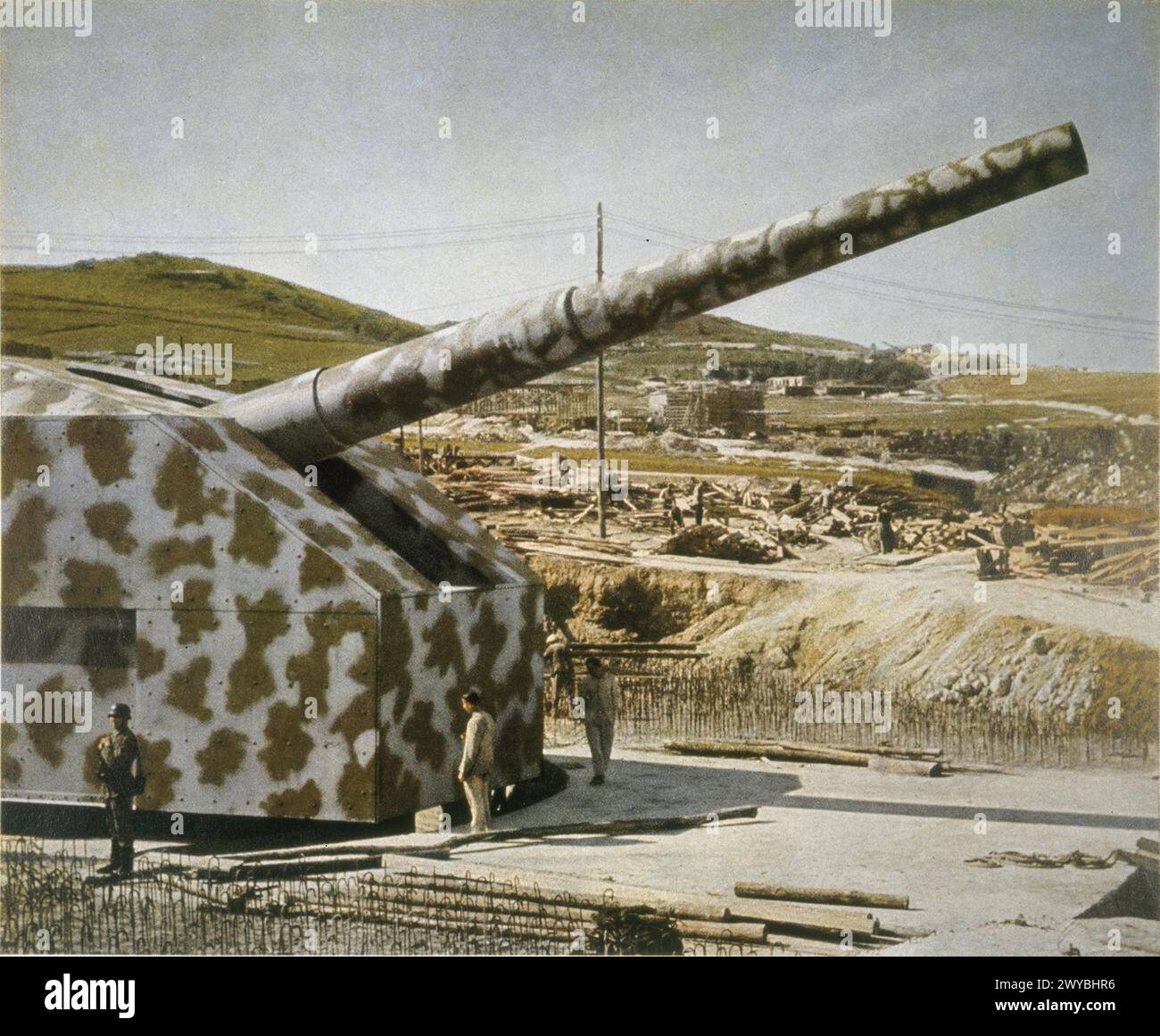 OFFICIAL COLOUR GERMAN PHOTOGRAPHS FROM THE SERIES "DAS HEER IM ...