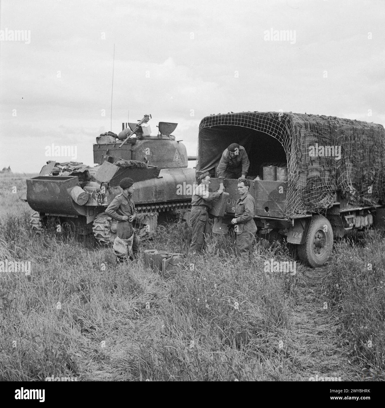 Sherman tank british 1944 hi-res stock photography and images - Alamy