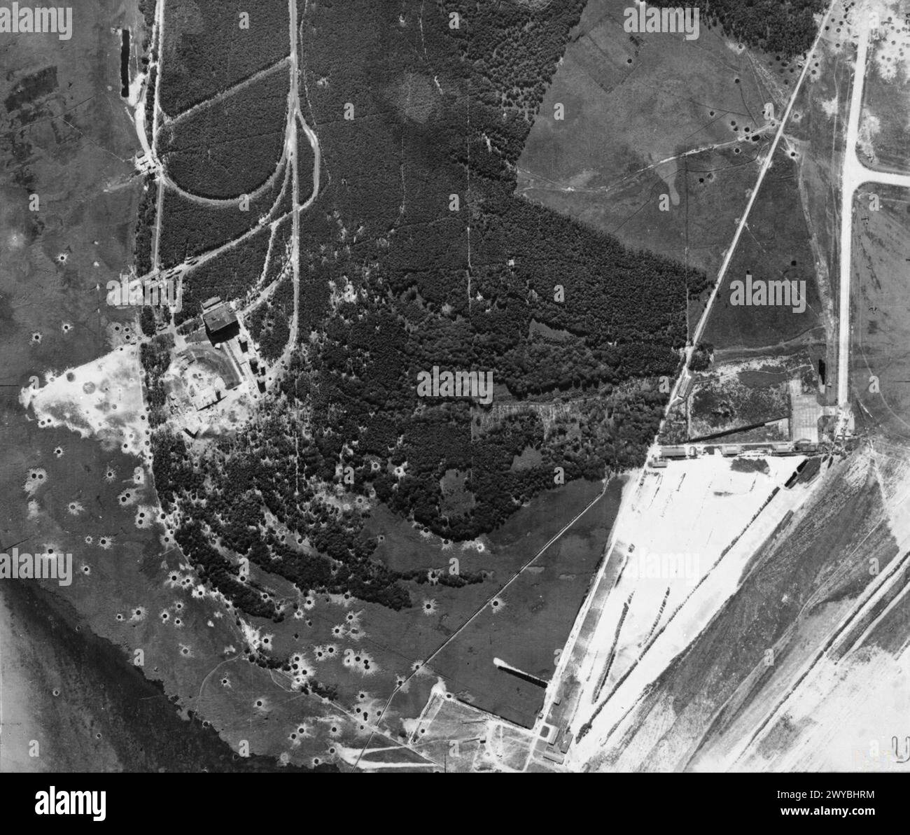ROYAL AIR FORCE: OPERATIONS BY THE PHOTOGRAPHIC RECONNAISSANCE UNITS ...