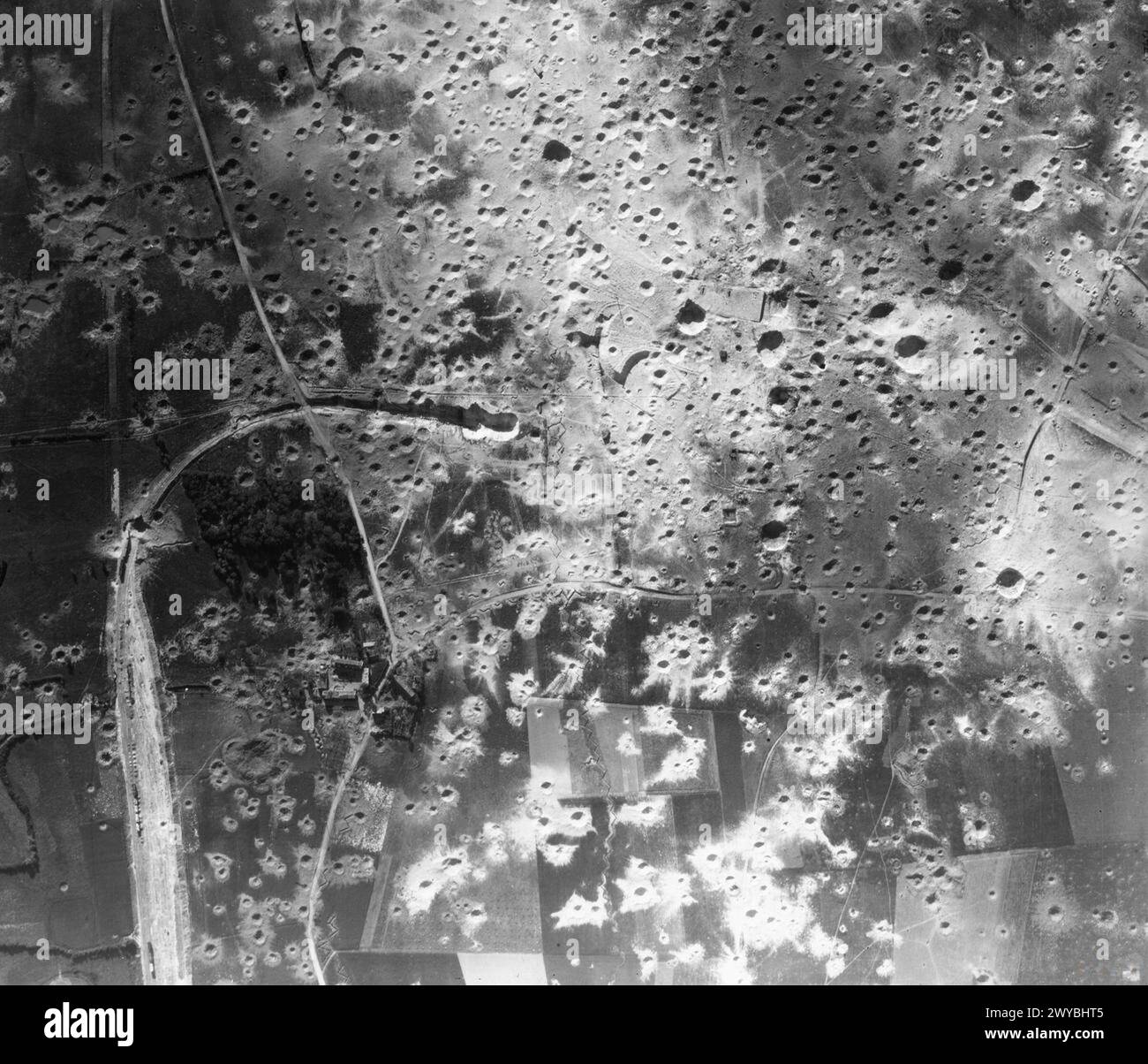 ROYAL AIR FORCE: OPERATIONS BY THE PHOTOGRAPHIC RECONNAISSANCE UNITS ...