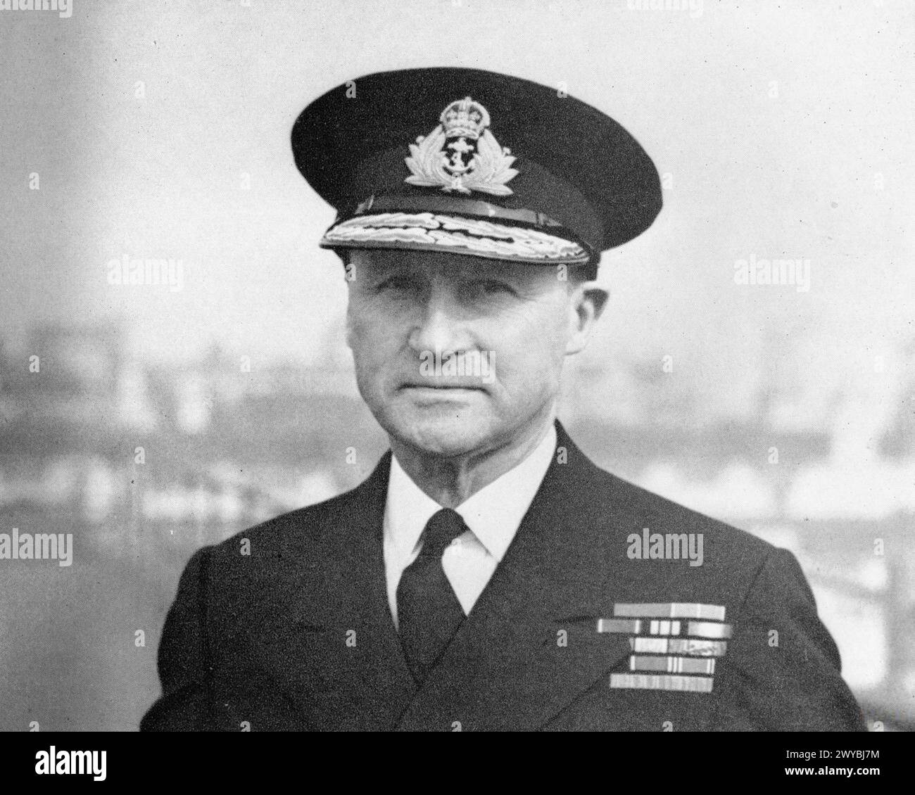 THE ROYAL NAVY DURING THE SECOND WORLD WAR - A head and shoulders ...