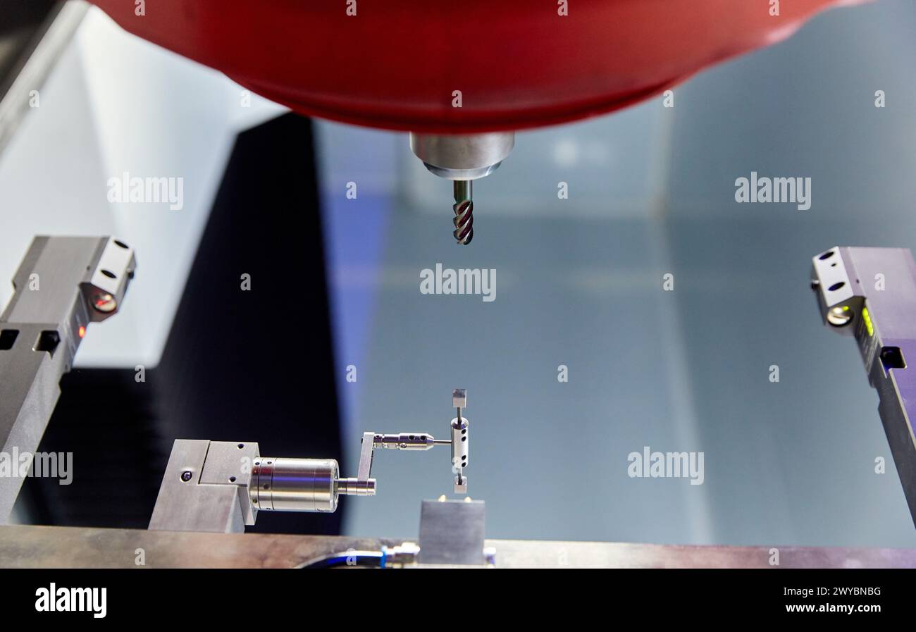 Machining Centre, CNC, Vertical turning and Milling lathe. Design ...