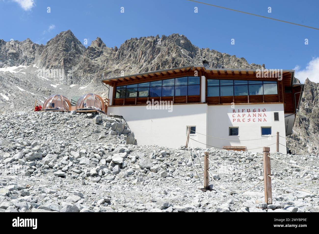 ALPI, ALPS, Passo Tonale, Ghiacciaio Presena RIFUGIO CAPANNA PRESENA ...