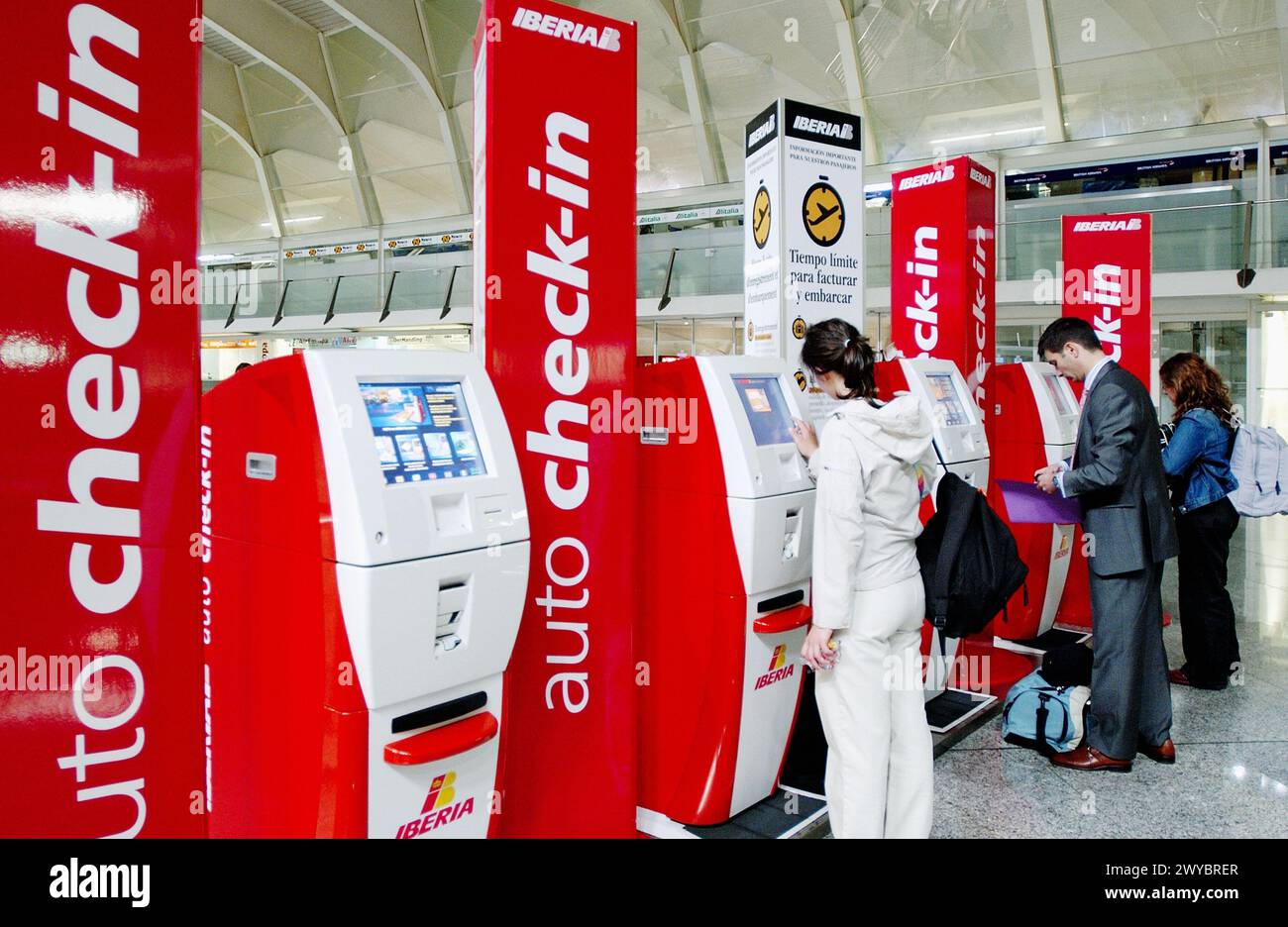 Auto check-in. Loiu Airport, by Santiago Calatrava. Bilbao. Euskadi. Spain Stock Photo - Alamy