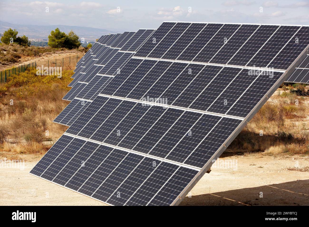 Solar panels, photovoltaics, solar power plant, Arguedas, Navarre ...