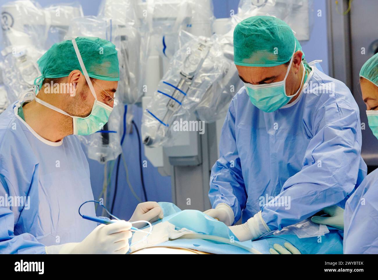 Operating room, Prostate cancer robotic surgery, Da Vinci surgical ...