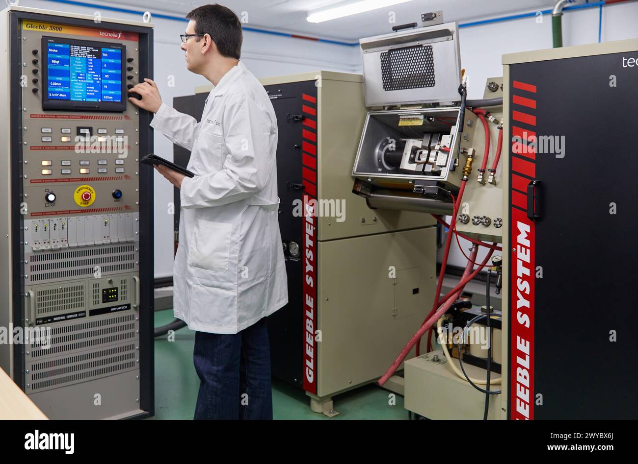 Dynamic thermal mechanical testing of materials and simulation of ...