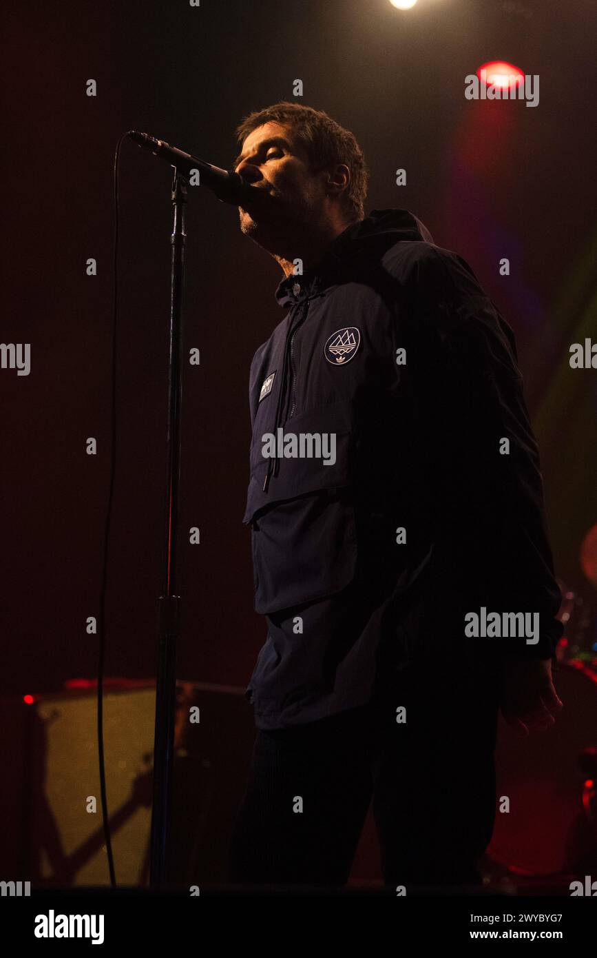 Liam gallagher oasis singer hi-res stock photography and images - Alamy