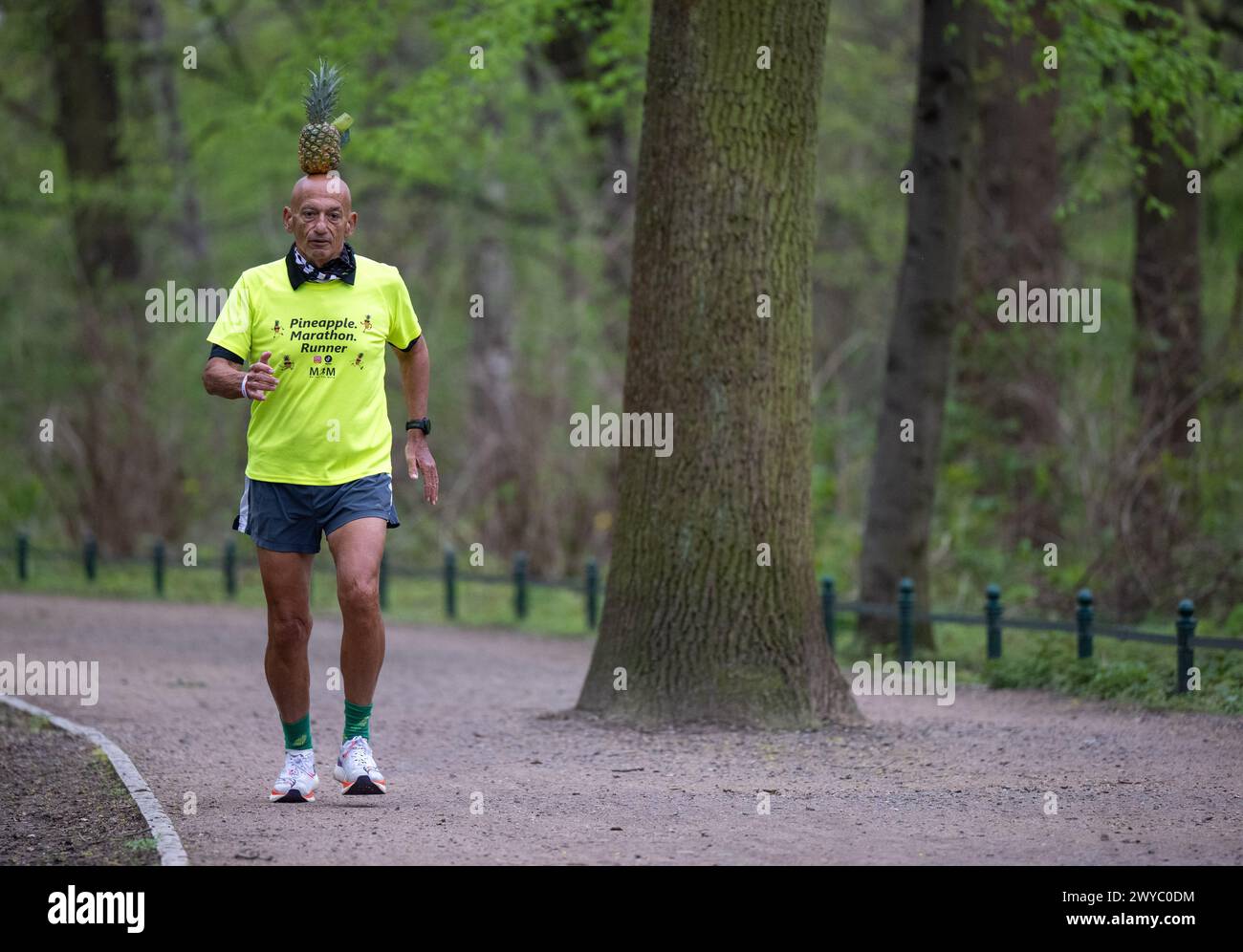 Berlin, Germany. 05th Apr, 2024. Moshe Lederfien, an Israeli marathon ...