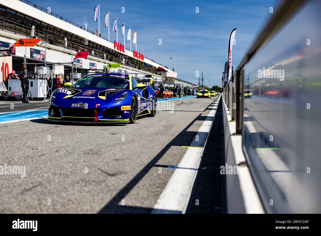 69 KERRIDGE Jordan (gbr), LAKE Steven (gbr), Mahiki Racing, Lotus Emira ...