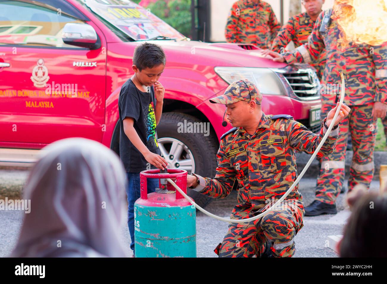 Fire fighter Malaysia Stock Photo - Alamy