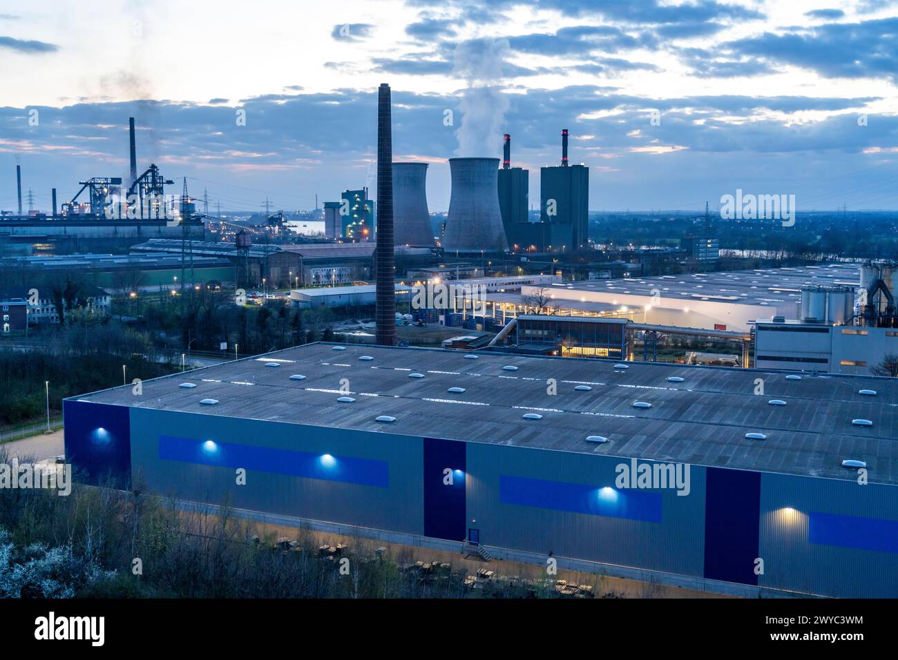 Logistics site, warehouse in Duisburg Wanheim - Angerhausen, in the ...