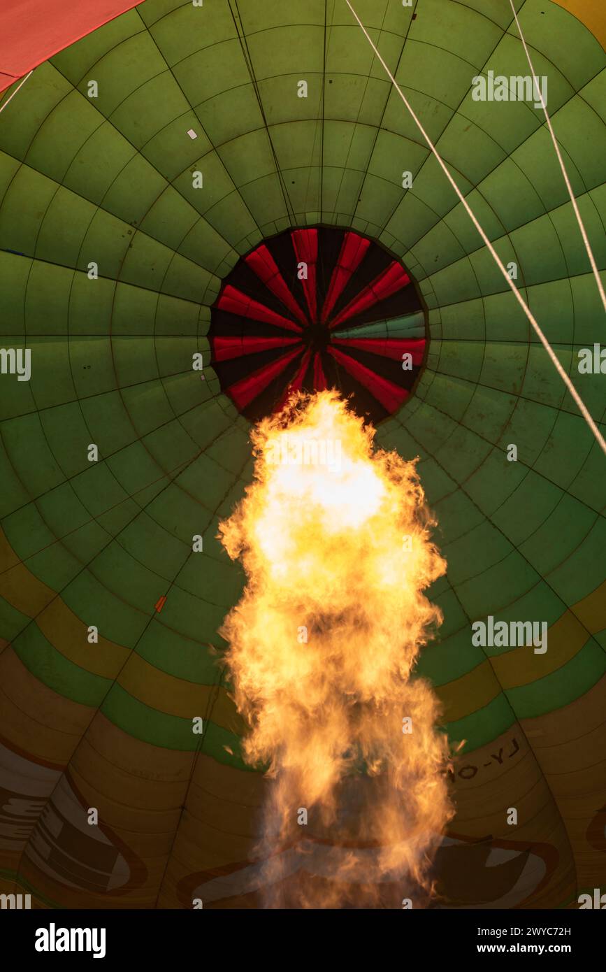 View of the inside of the balloon with fire Stock Photo - Alamy