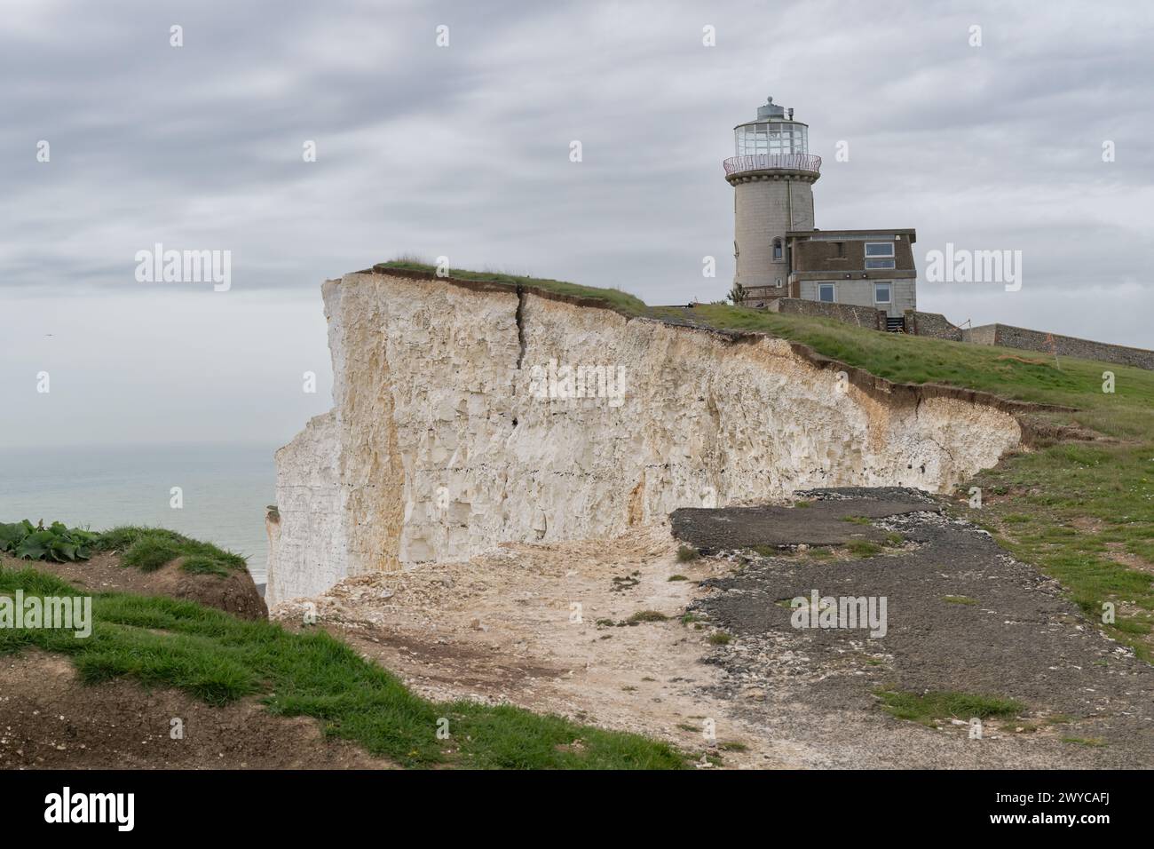 Chalk cliff erosion hi-res stock photography and images - Alamy