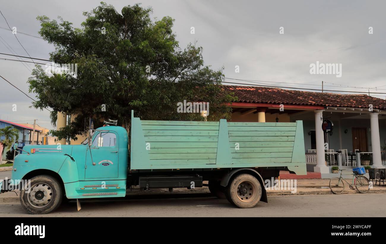 Calle salvador cisneros street hi-res stock photography and images - Alamy