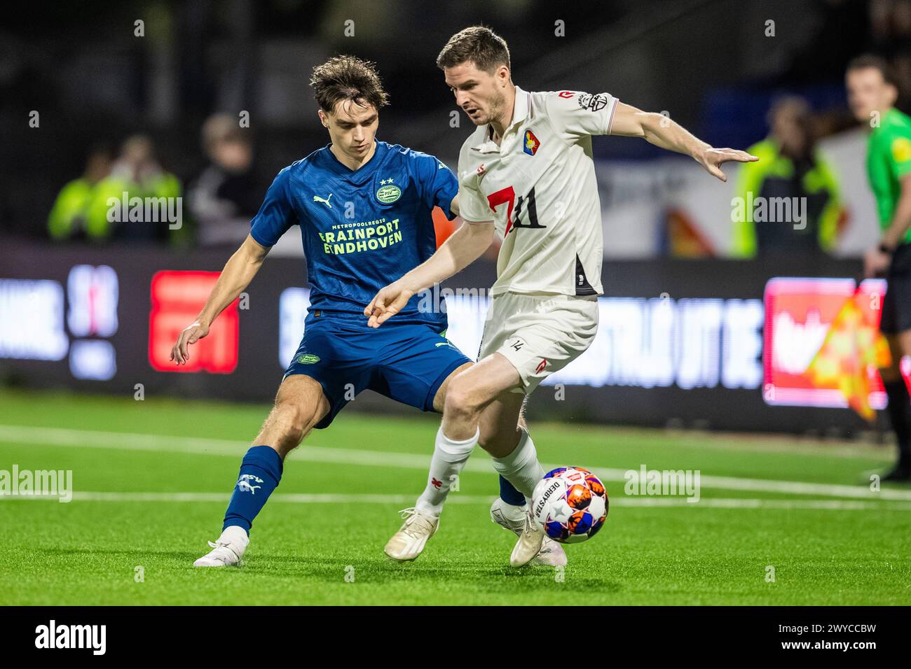 VELSEN, 05-04-2024, 711 Stadion. Dutch Football, Keuken Kampioen ...