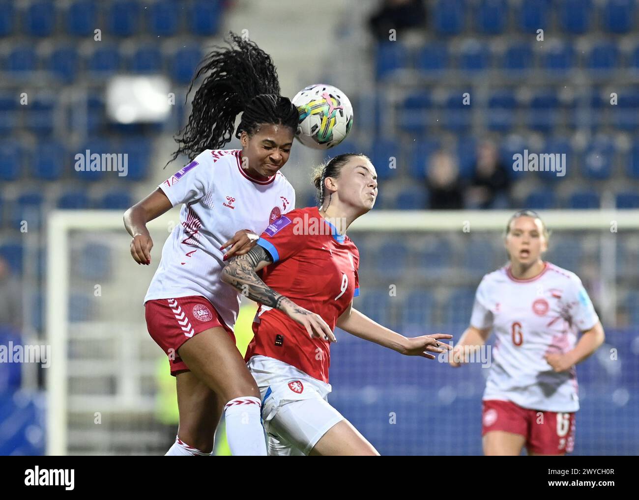 Isabella obaze hi-res stock photography and images - Alamy