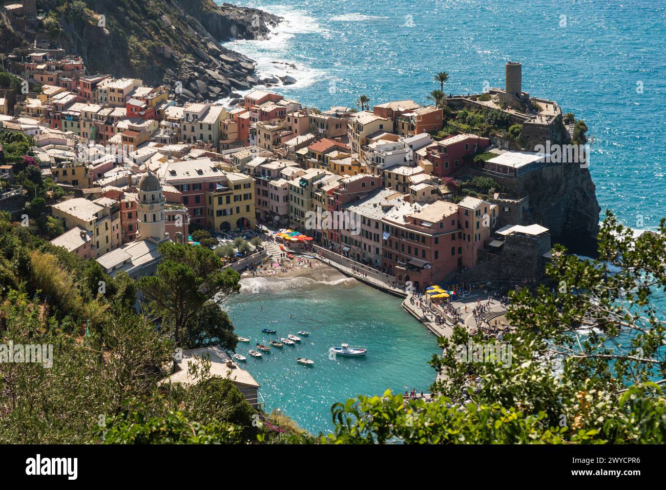 panoramic view to Vernazza town, one of Cinque Terre, and its bay ...