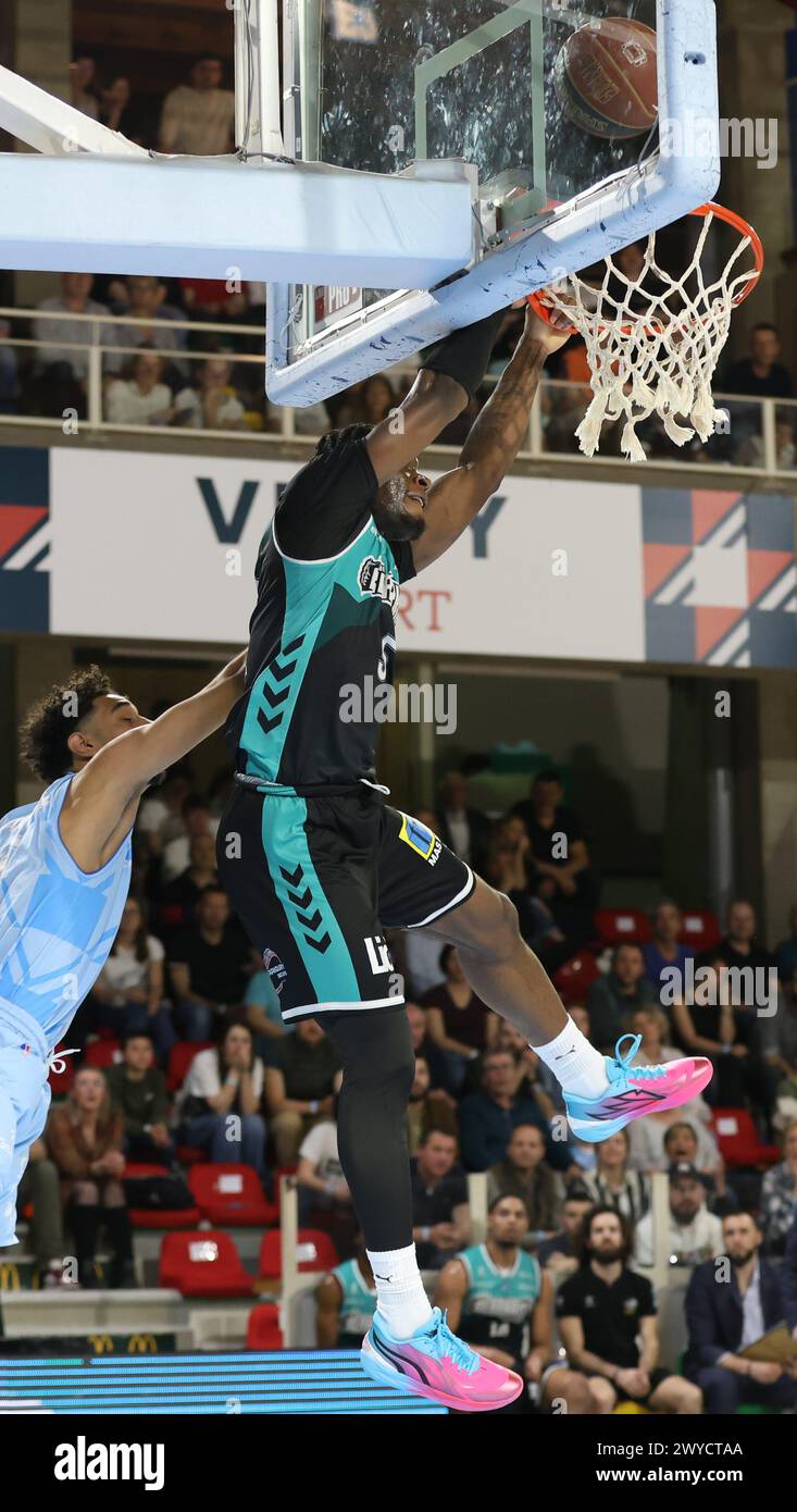 Thierry Larret/Maxppp. Basket Pro B : JA Vichy vs Pau Lacq Hortez. Le 5 ...