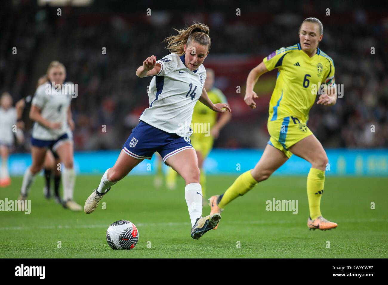 London, UK. 05th Apr, 2024. London, England, April 5th 2024: Ella Toone ...