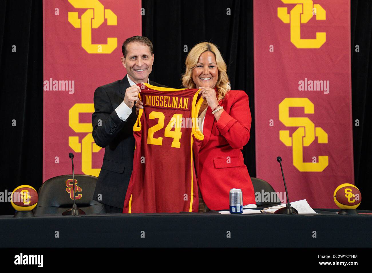 Big ten conference mens basketball hi-res stock photography and images ...