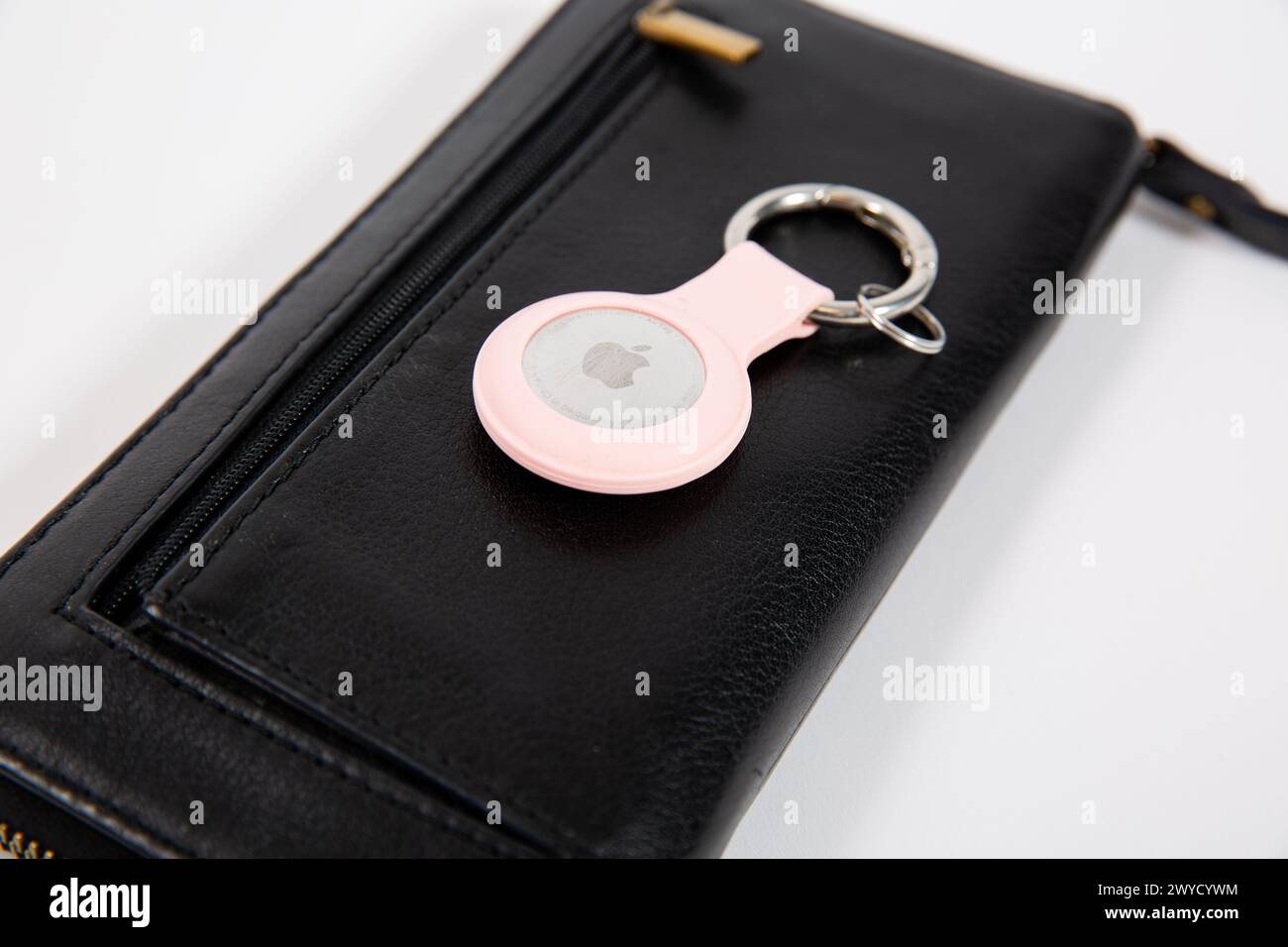 Airtag tracker hi-res stock photography and images - Alamy