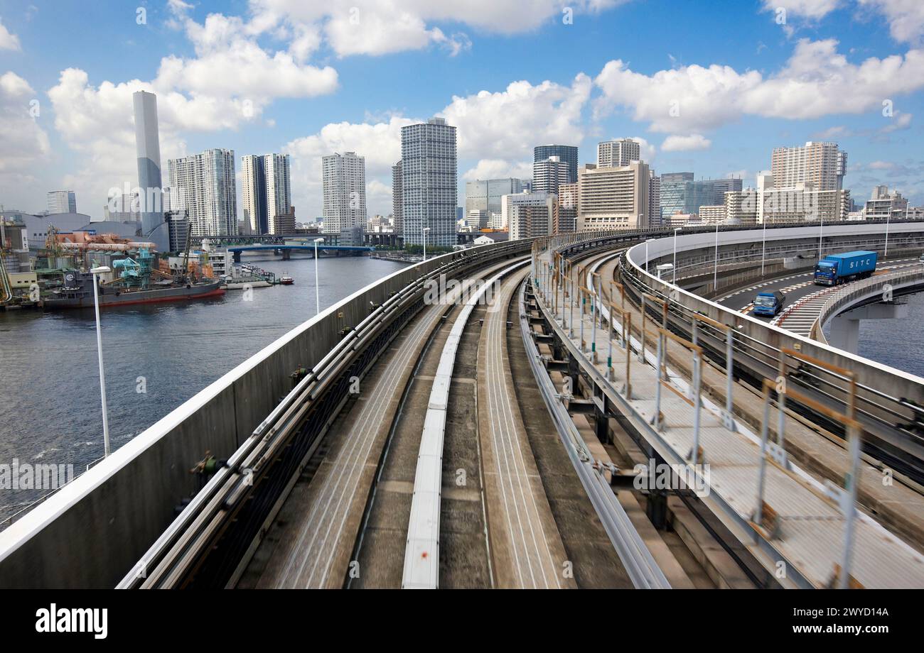 Yurikamome line, Monorail train, Tokyo, Japan Stock Photo - Alamy