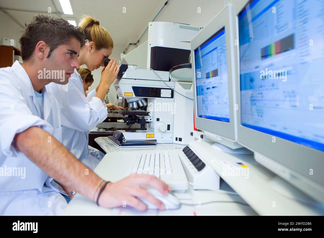 Laser scanning microscope hi-res stock photography and images - Alamy