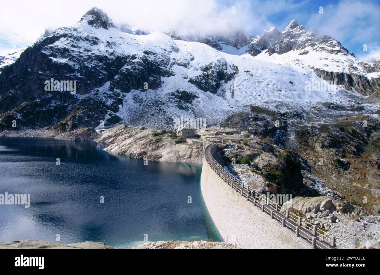 Lac d´Artouste. Parc National Pyrénées. France Stock Photo - Alamy