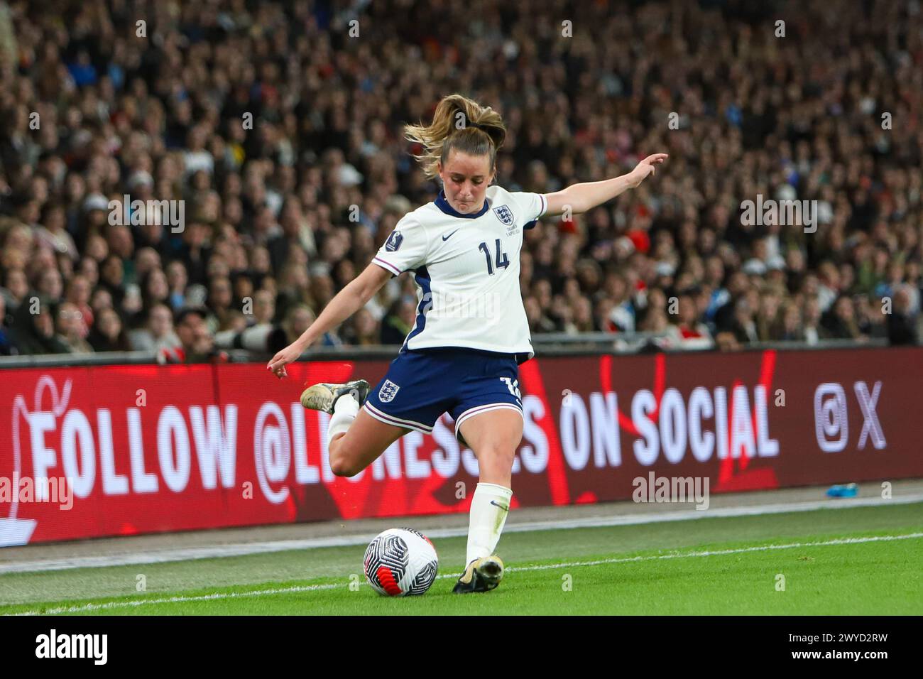 London, UK. 05th Apr, 2024. London, England, April 5th 2024: Ella Toone ...