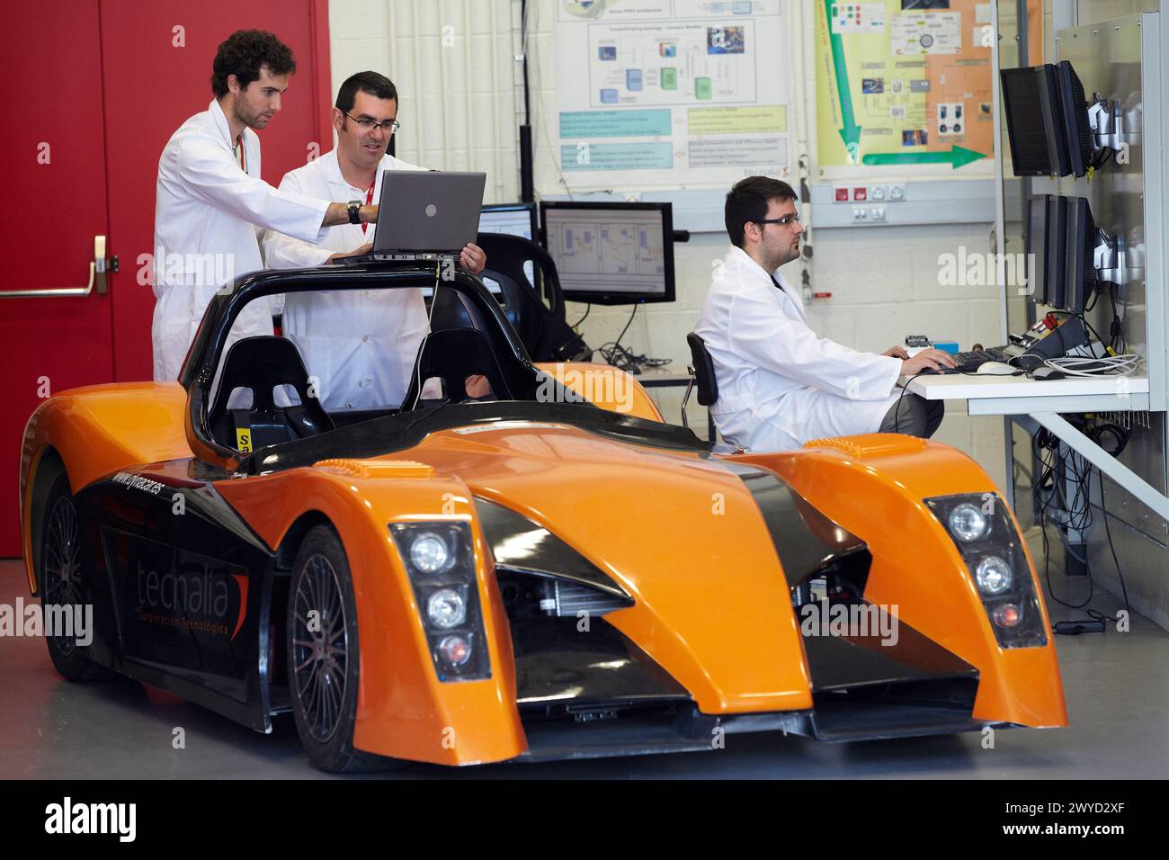 Dynacar electric car, new concepts and components development platform ...