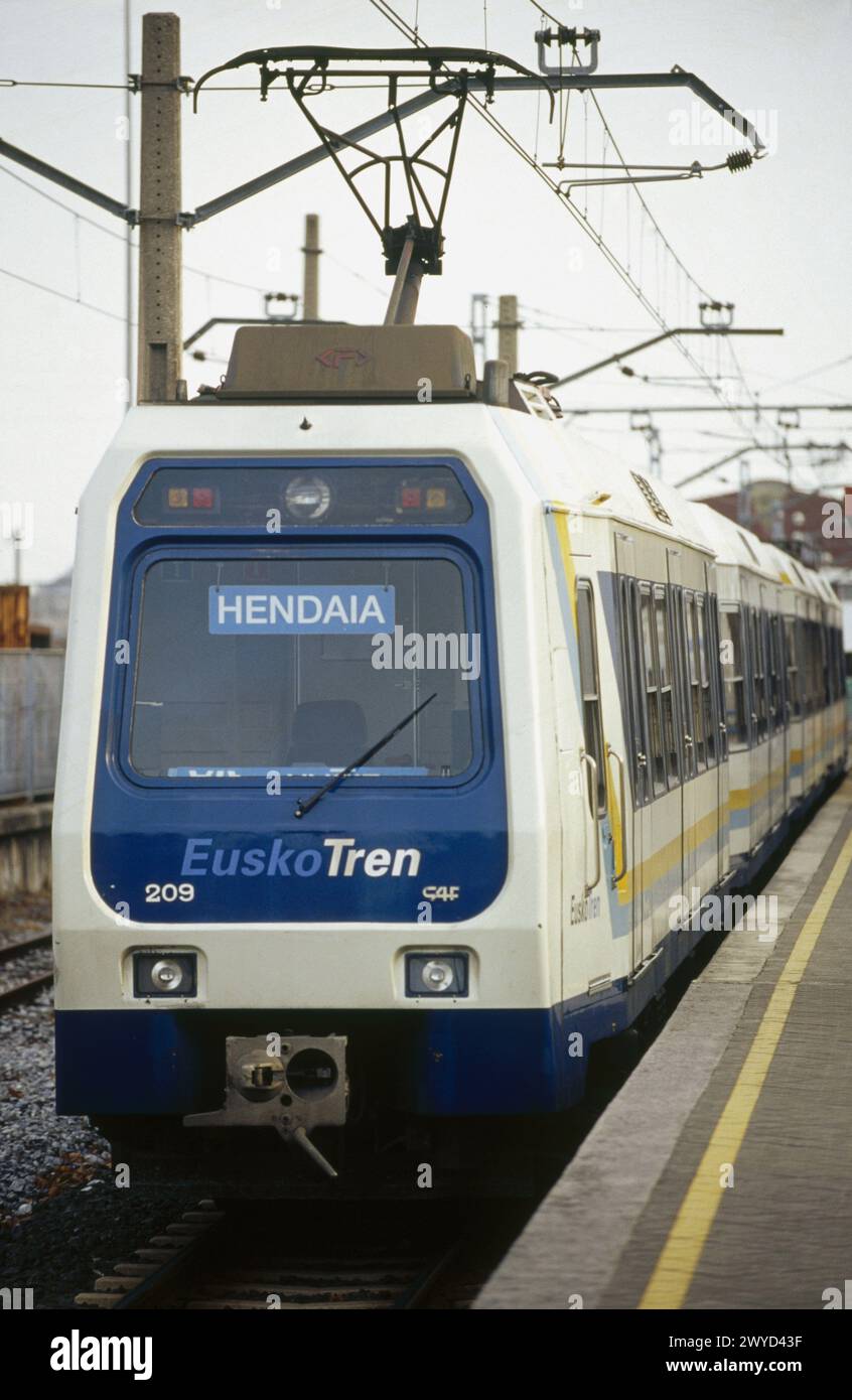 Train station irun spain hi-res stock photography and images - Alamy