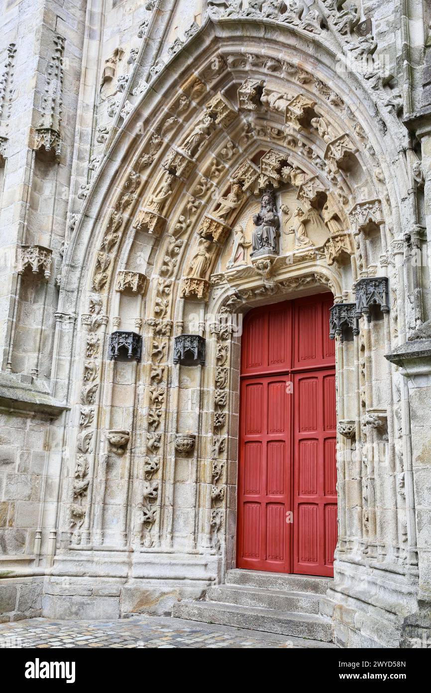 Catedral de Saint Corentin, Quimper, Bretagne, Brittany, France Stock ...