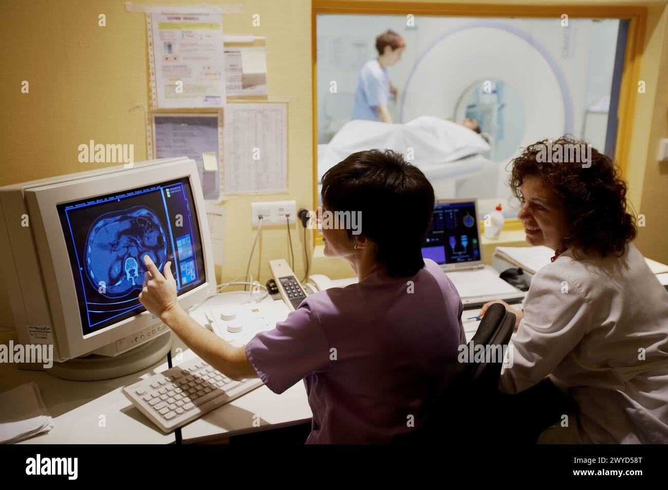 CAT (Computerized Axial Tomography) scan. Hospital de Zumarraga ...