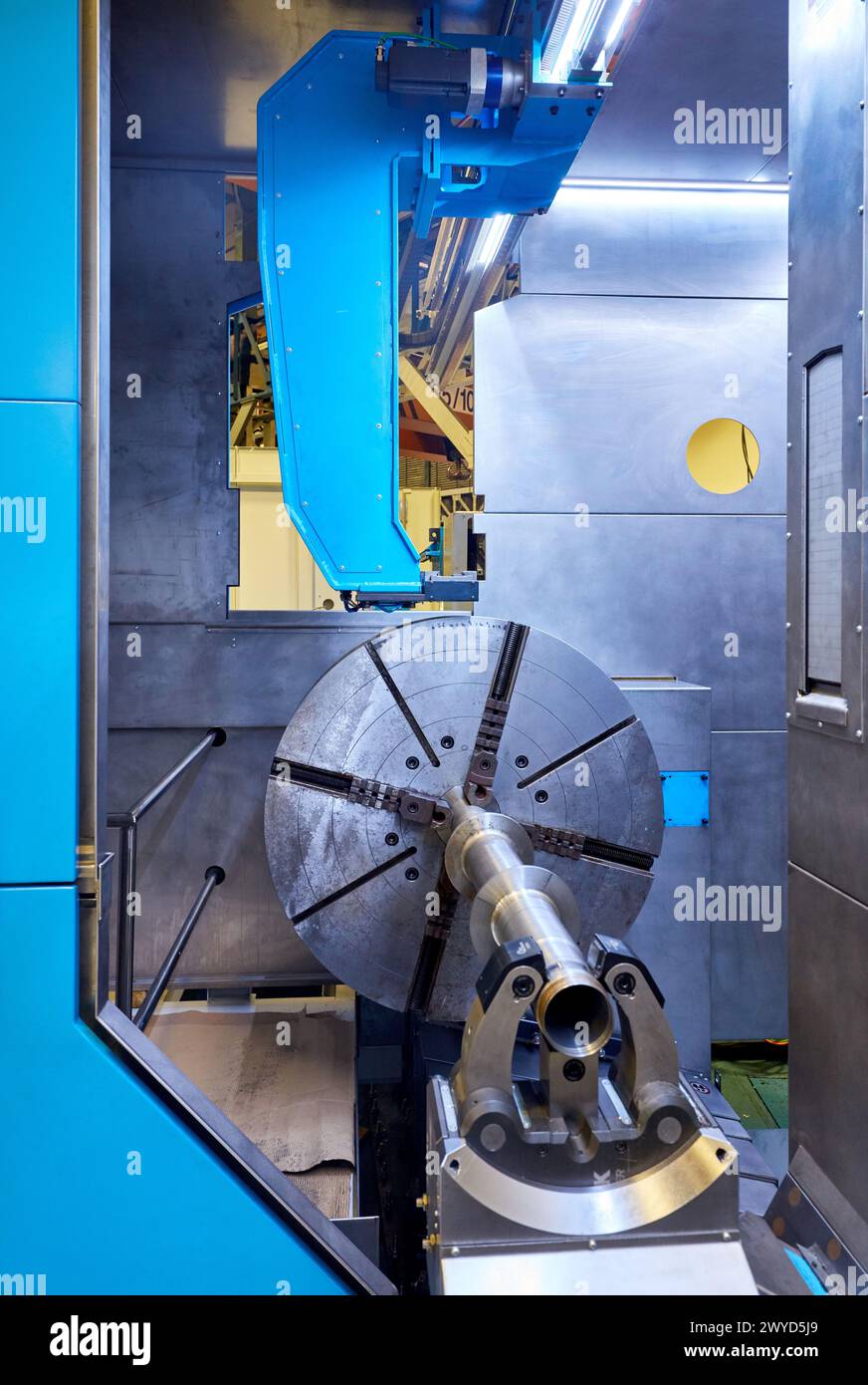 Machining Centre. CNC. Horizontal turning and Milling lathe. Design ...