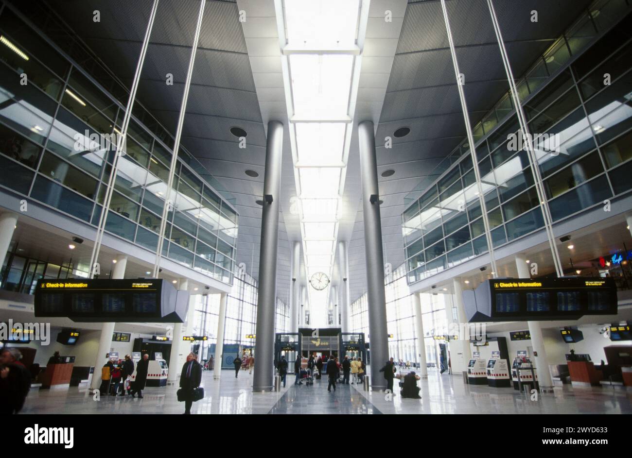 Copenhagen airport terminals hi-res stock photography and images - Alamy