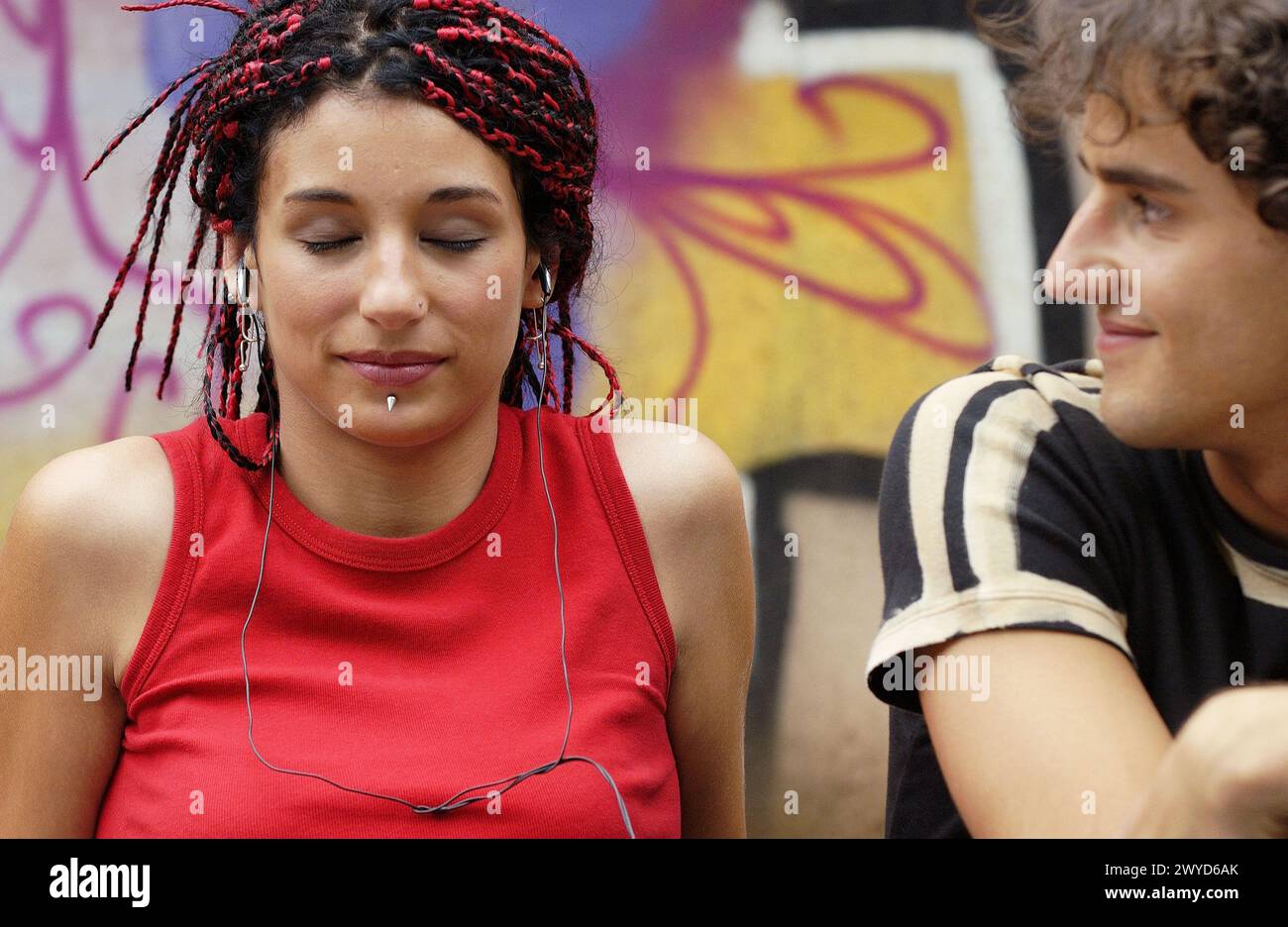 Walkman music teenage girl hi-res stock photography and images - Alamy