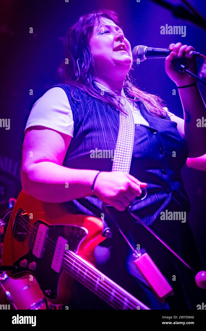 Adwaith sneaky petes hi-res stock photography and images - Alamy