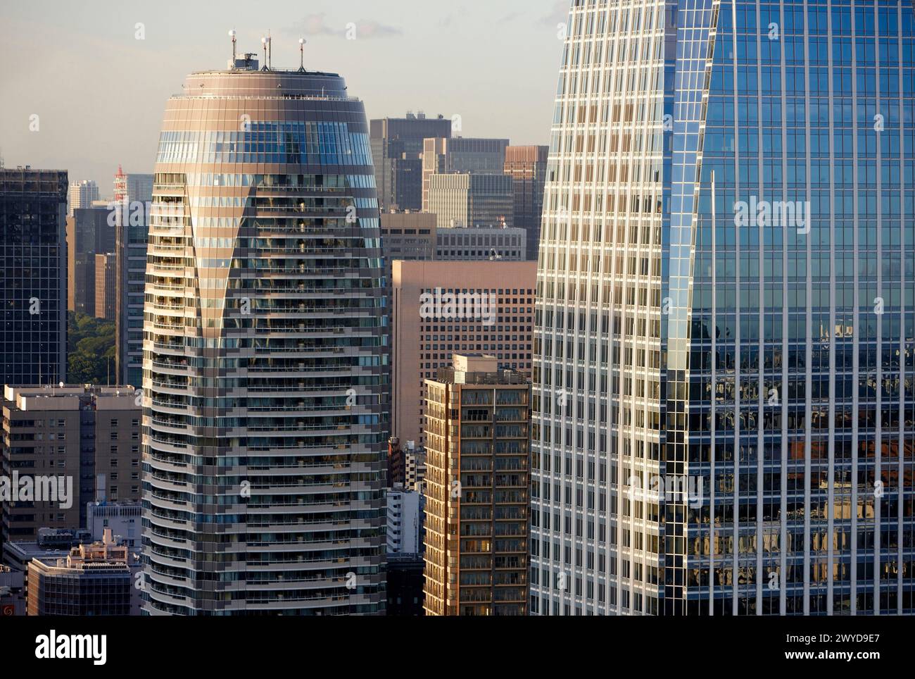 Atago green hills buildings hi-res stock photography and images - Alamy