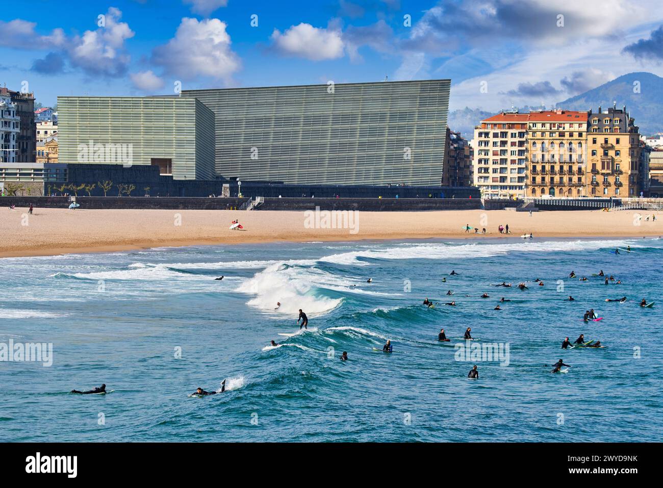 Surf, Kursaal Palace, Centro Kursaal Elkargunea, La Zurriola Beach ...